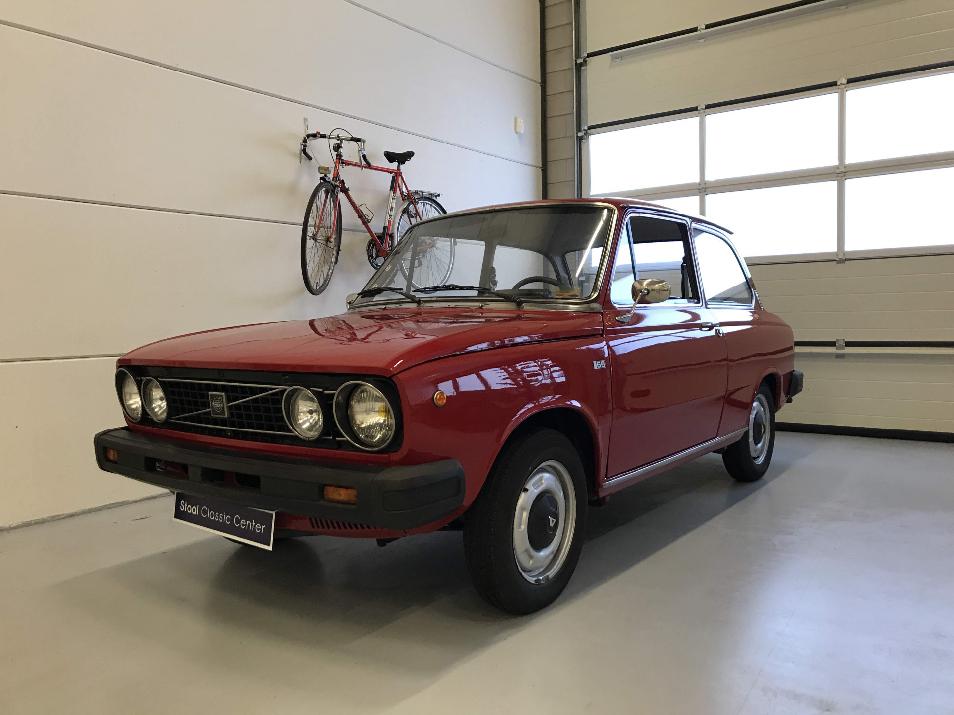 Volvo 66 with Variomatic 1977 fully restored | Staal Classic Center