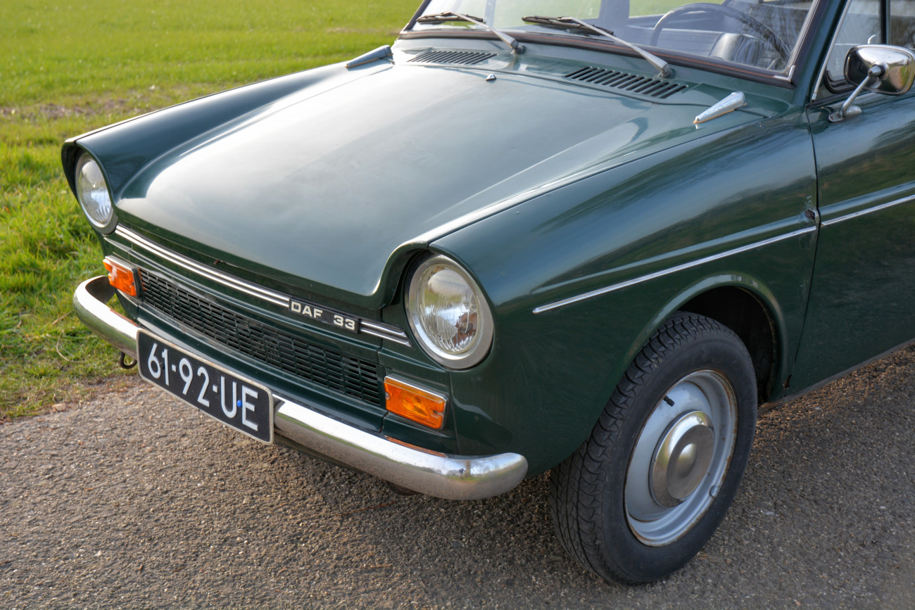 DAF 33 Deluxe van 1972 Variomatic Dailydriver | Staal Classic Center