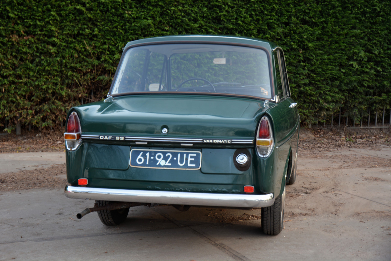 DAF 33 Deluxe van 1972 Variomatic Dailydriver | Staal Classic Center